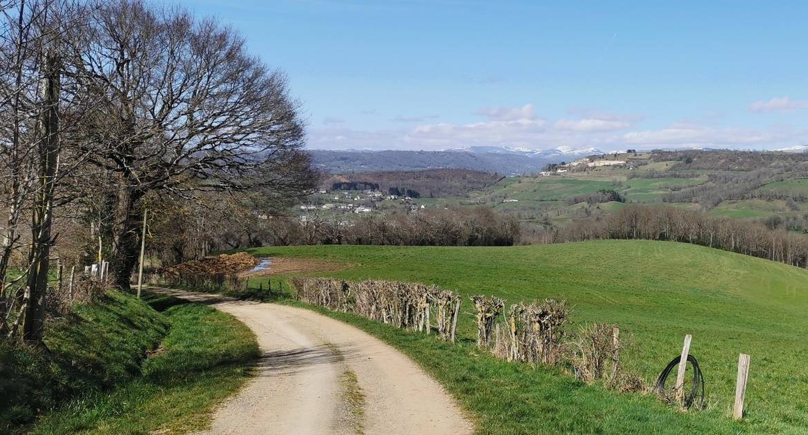 Bienvenue à la Commune de Labrousse - Randonnées Pédestres